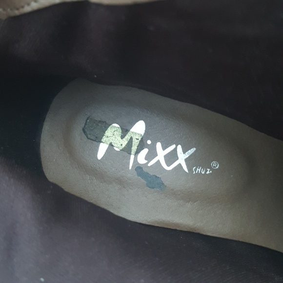 Mixx Shuz | Shoes | Mixx Shuz Jenny Brown Zipper Heel Booties 75 | Poshmark